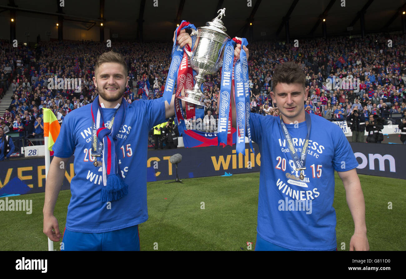 Inverness Caledonian Thistle's Daniel Devine and Aaron Doran celebrate ...