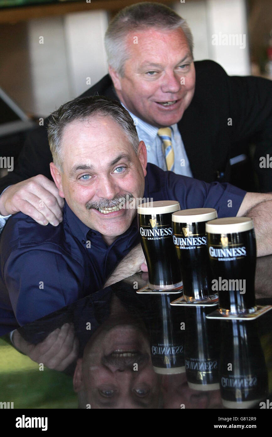 Named best guinness bartender in ireland hi-res stock photography and ...