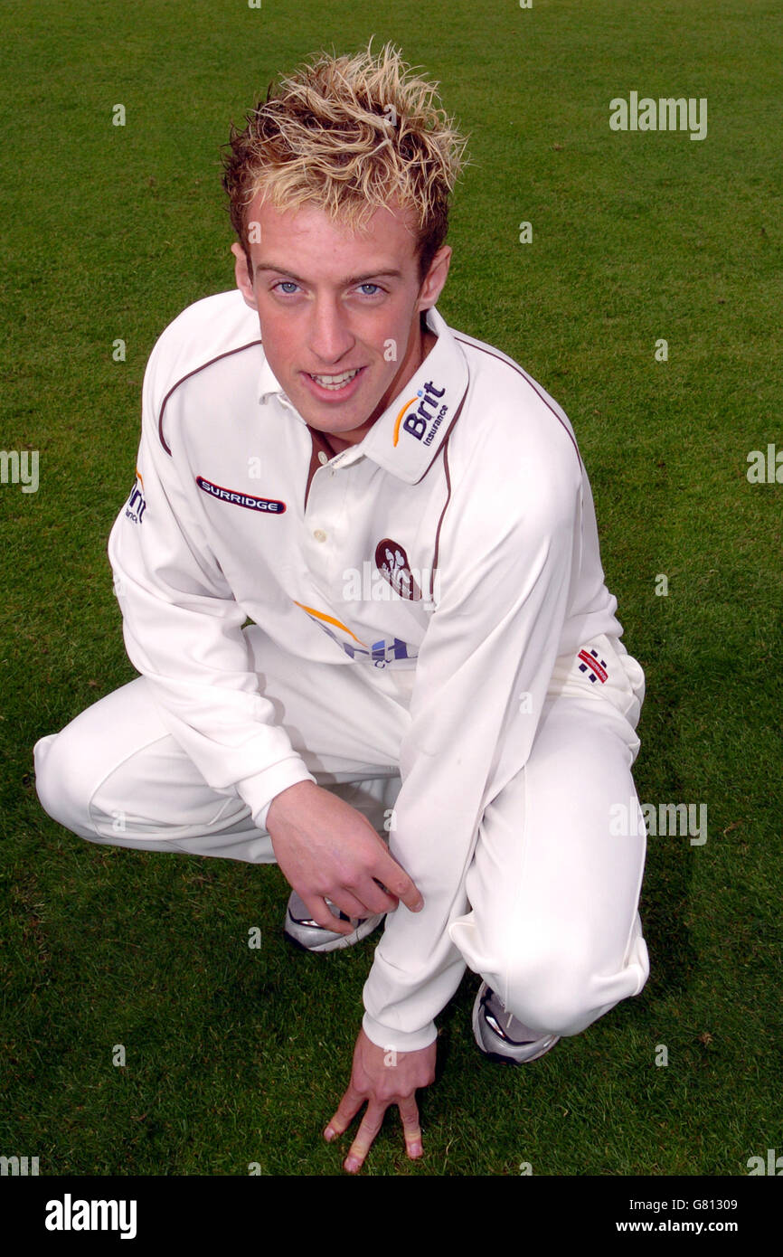 The brit oval neil saker hi-res stock photography and images - Alamy