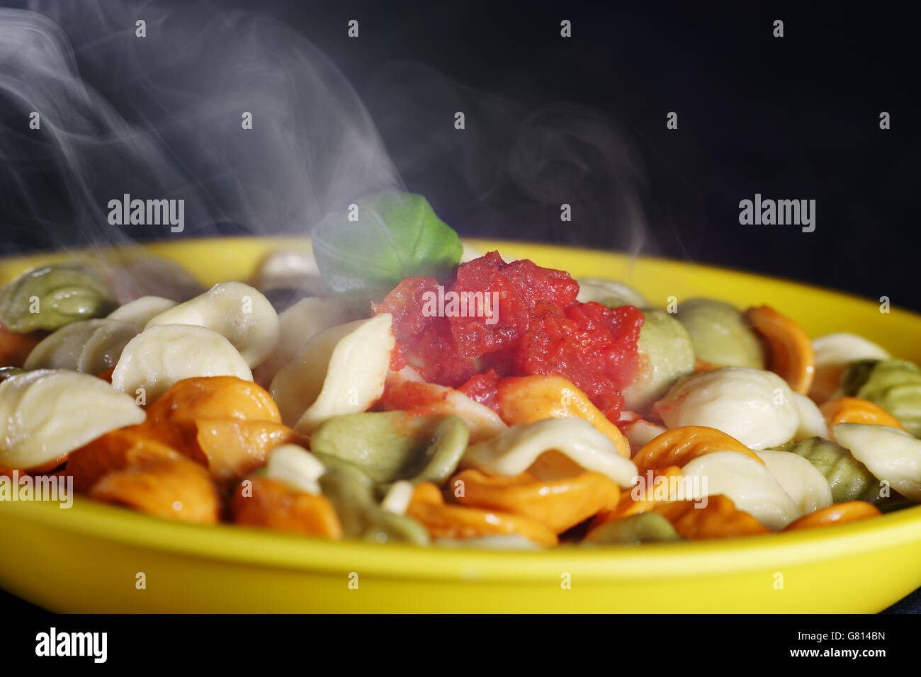 Kitchen hot plate hi-res stock photography and images - Alamy