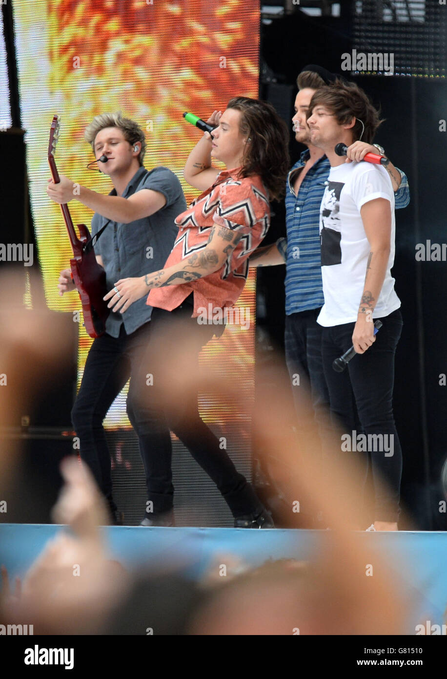 Harry styles summertime ball hi-res stock photography and images - Alamy