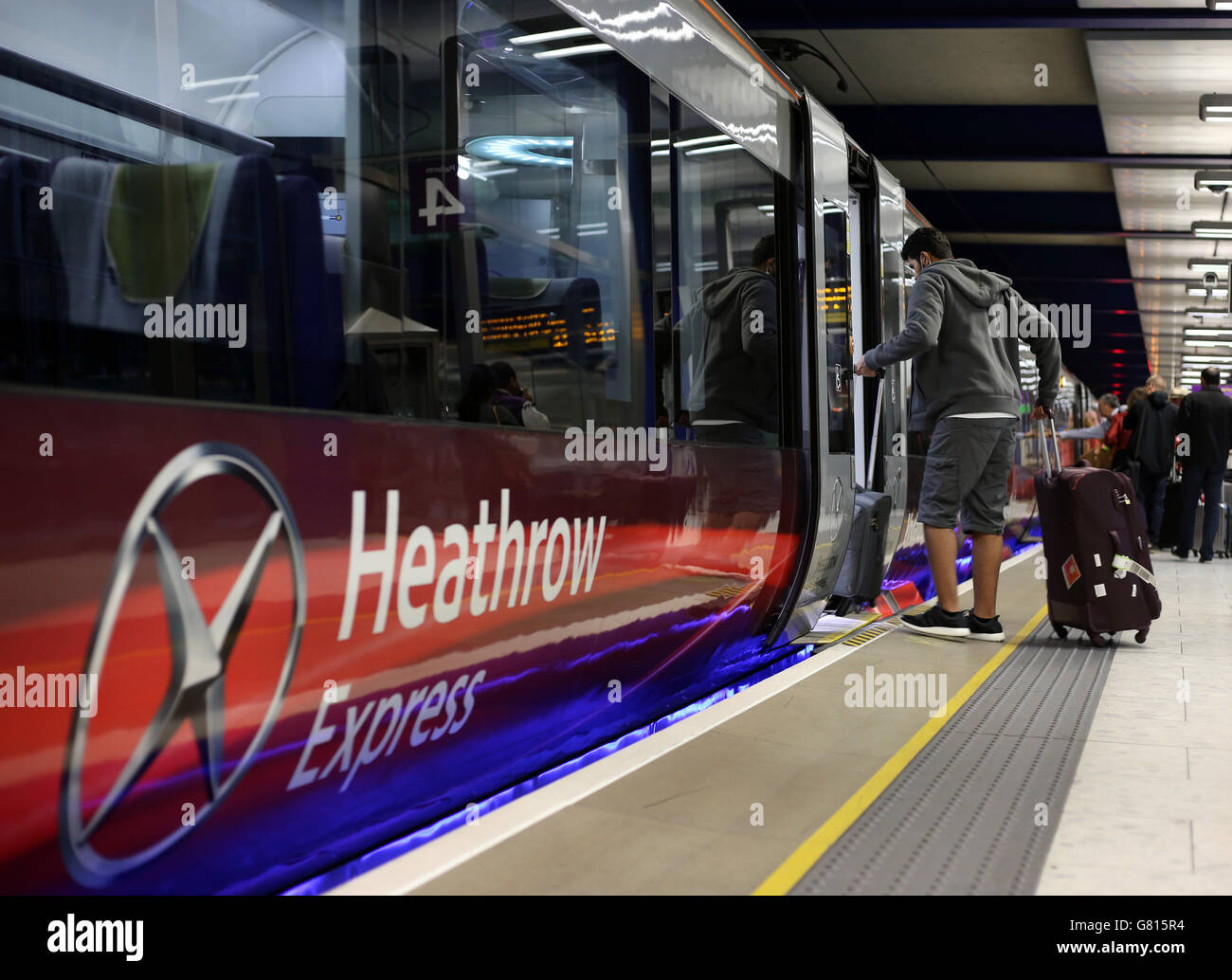 A Heathrow Express train at Heathrow Airport in West London Stock Photo ...