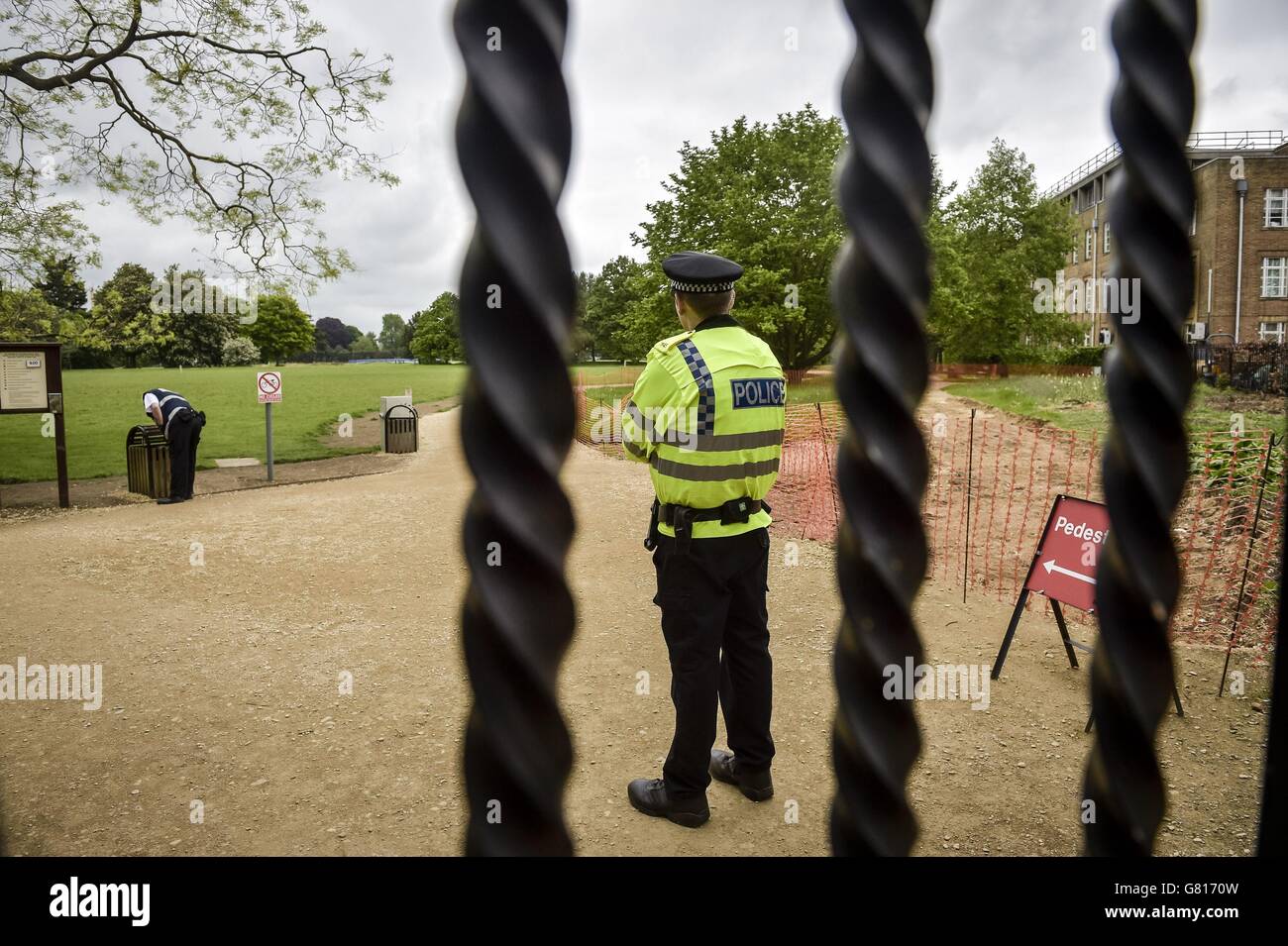 Police officer inside house hi-res stock photography and images - Alamy
