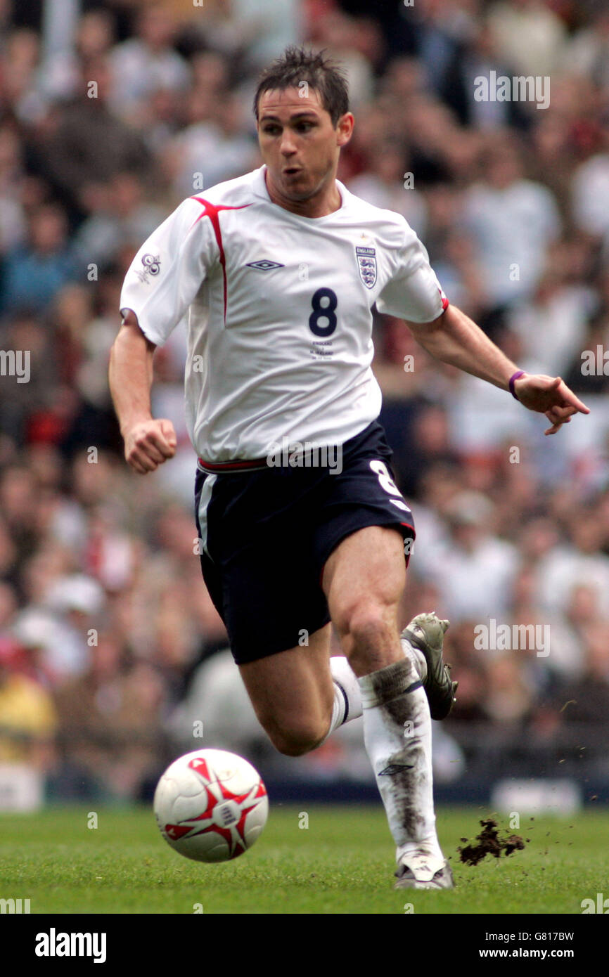 Soccer - FIFA World Cup 2006 Qualifier - Group Six - England v Northern ...
