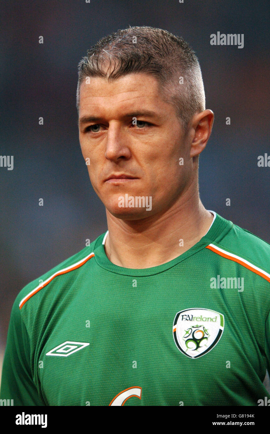 Soccer international friendly ireland v china lansdowne road hi-res ...