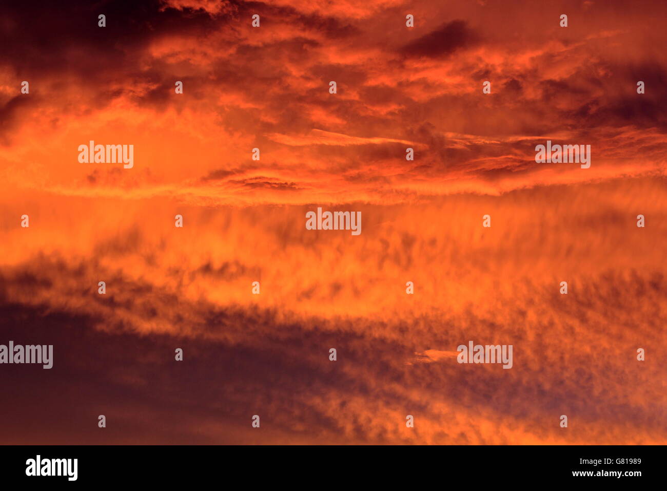 Flaming cloud hi-res stock photography and images - Alamy