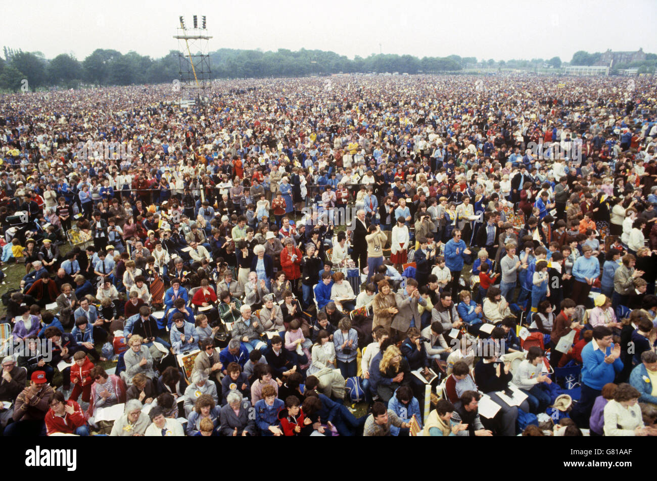 An open-air Mass conducted by Pope John II at Heaton Park, Manchester ...