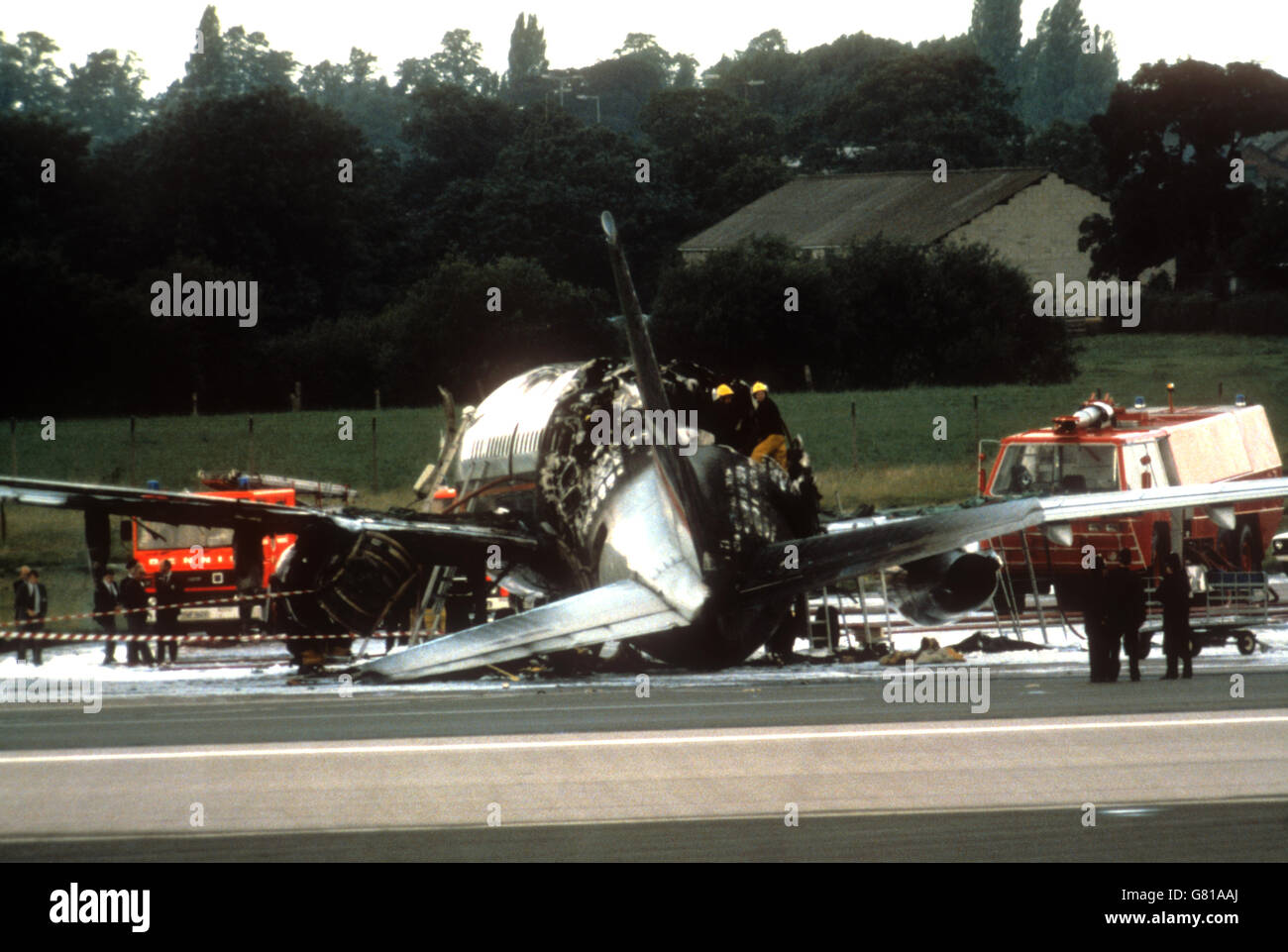 Disasters and Accidents - Fire - British Airtours Boeing 737 ...