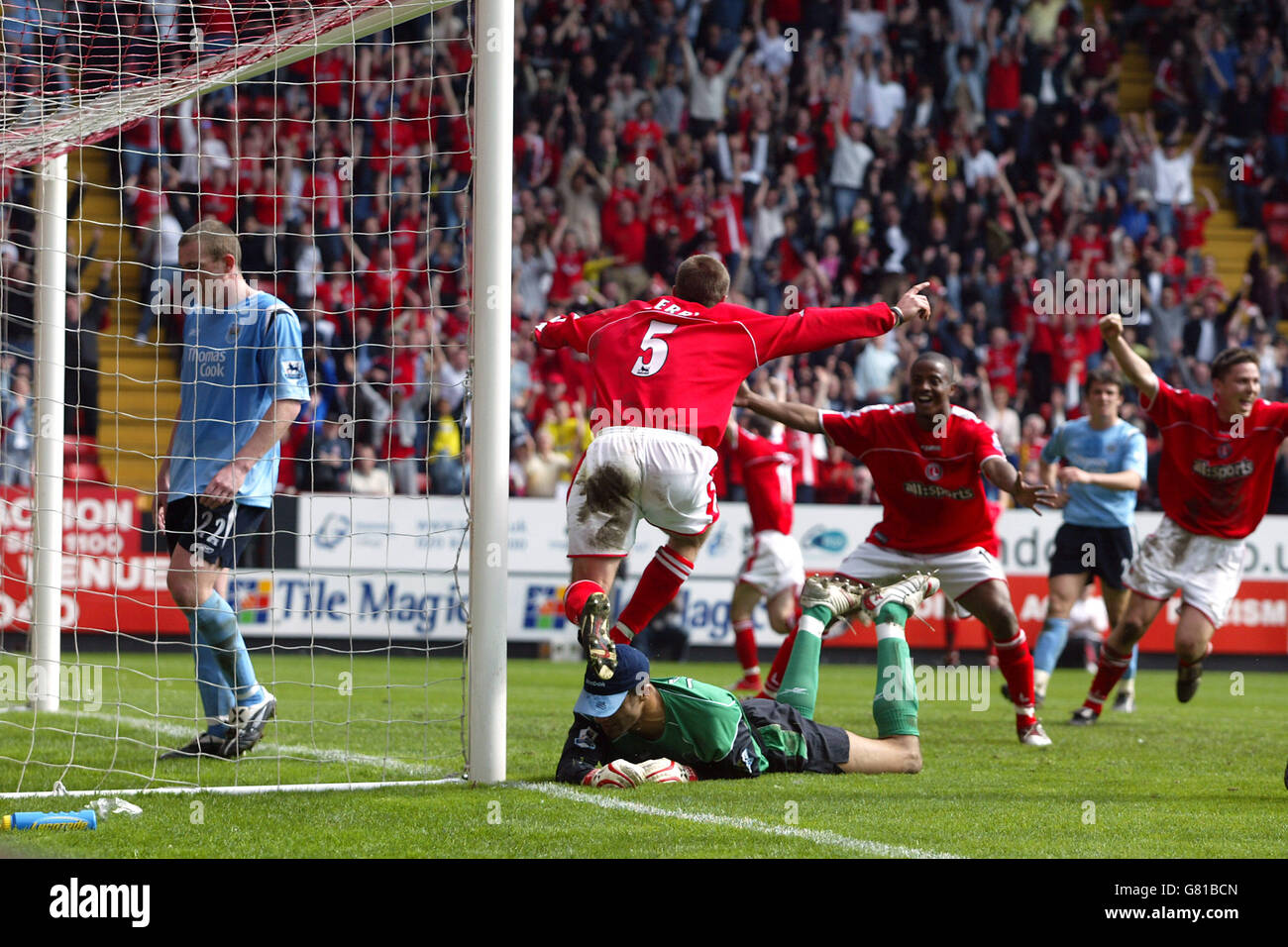 Charlton Athletic's Chris Perry celebrates scoring the equalizing goal ...