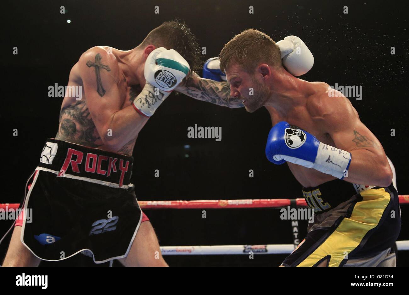 Dave Ryan (left) fights John Wayne Hibbert (right) in their ...