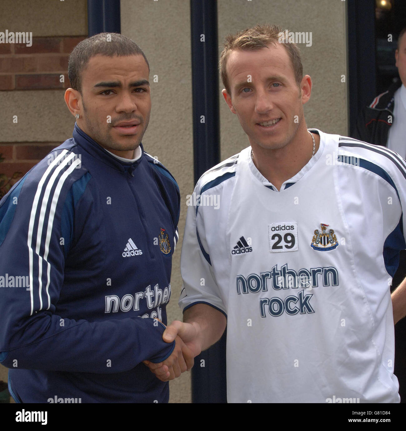Newcastle United's Kieron Dyer and Lee Bowyer shake hands after being ...