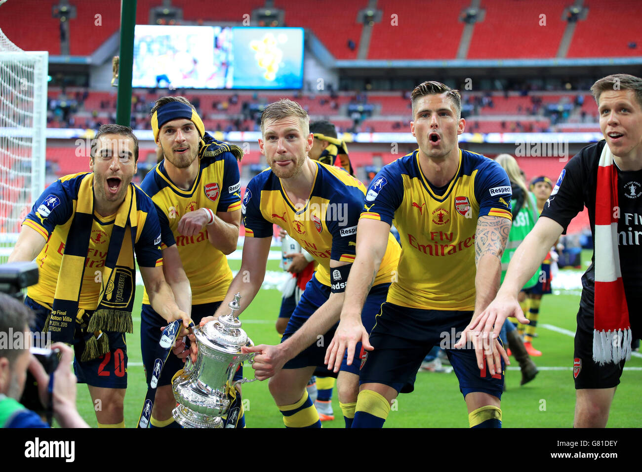 Editorial use only mathieu flamini hi-res stock photography and images ...