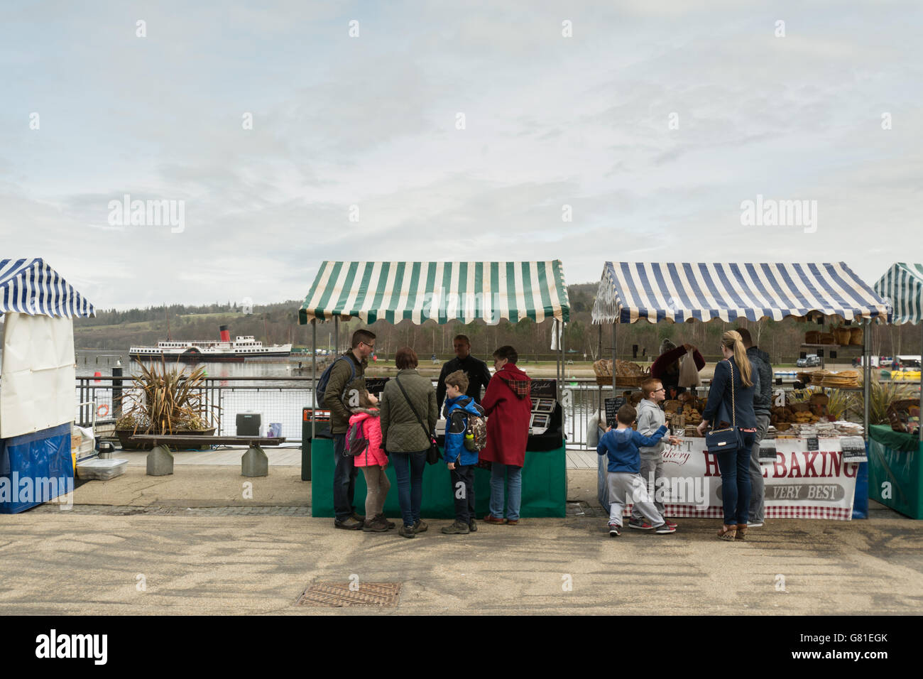 Loch lomond shores springfest hi-res stock photography and images - Alamy