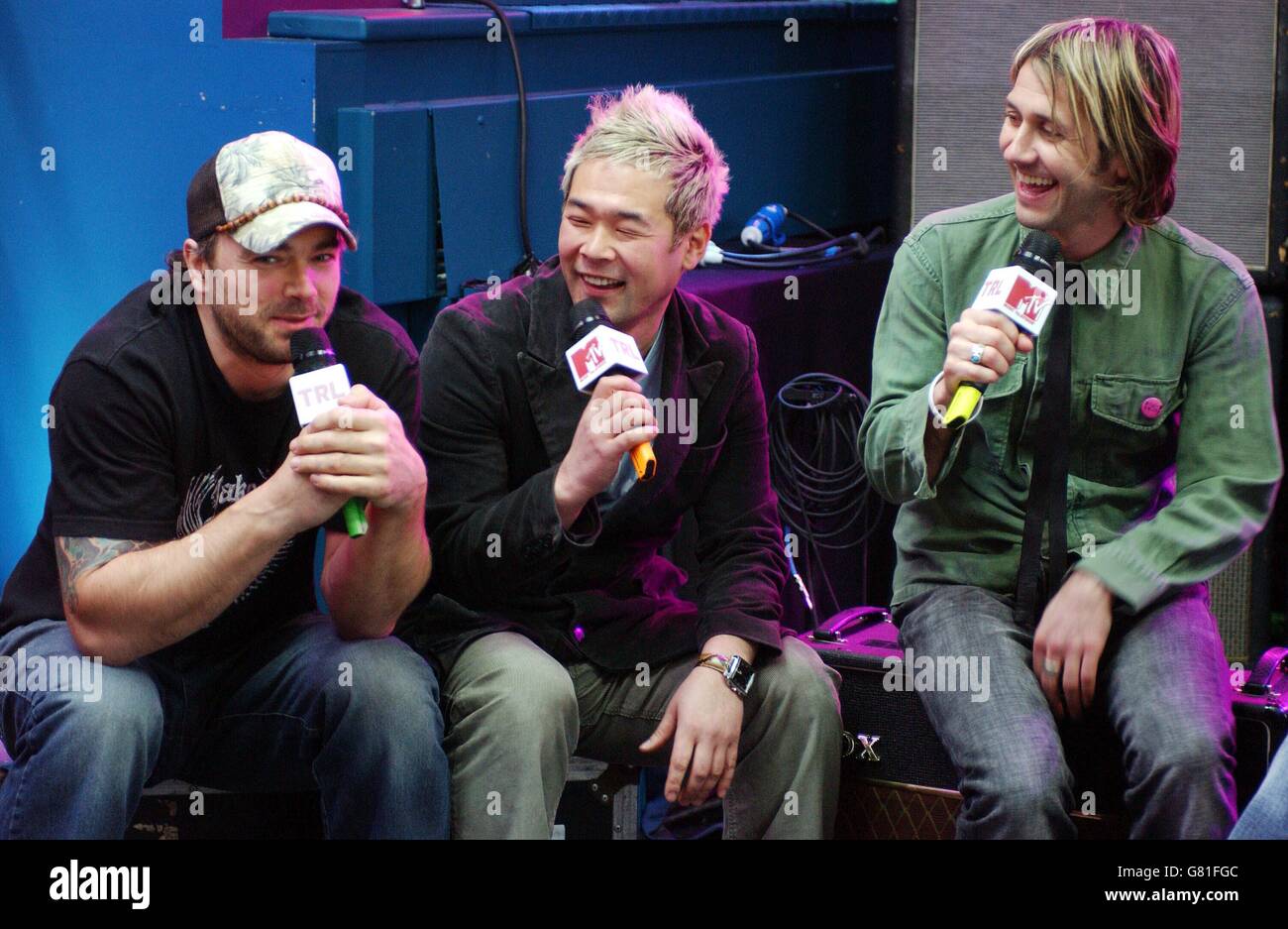 MTV TRL - Total Request Live Show - Leicester Square Studios. Feeder ...