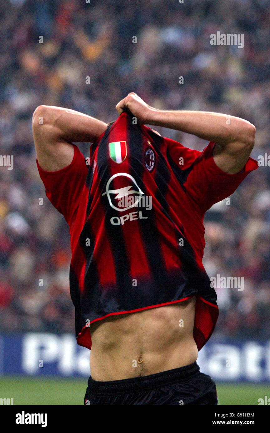 Ac milans andriy shevchenko celebrates scoring the first goal hi-res ...