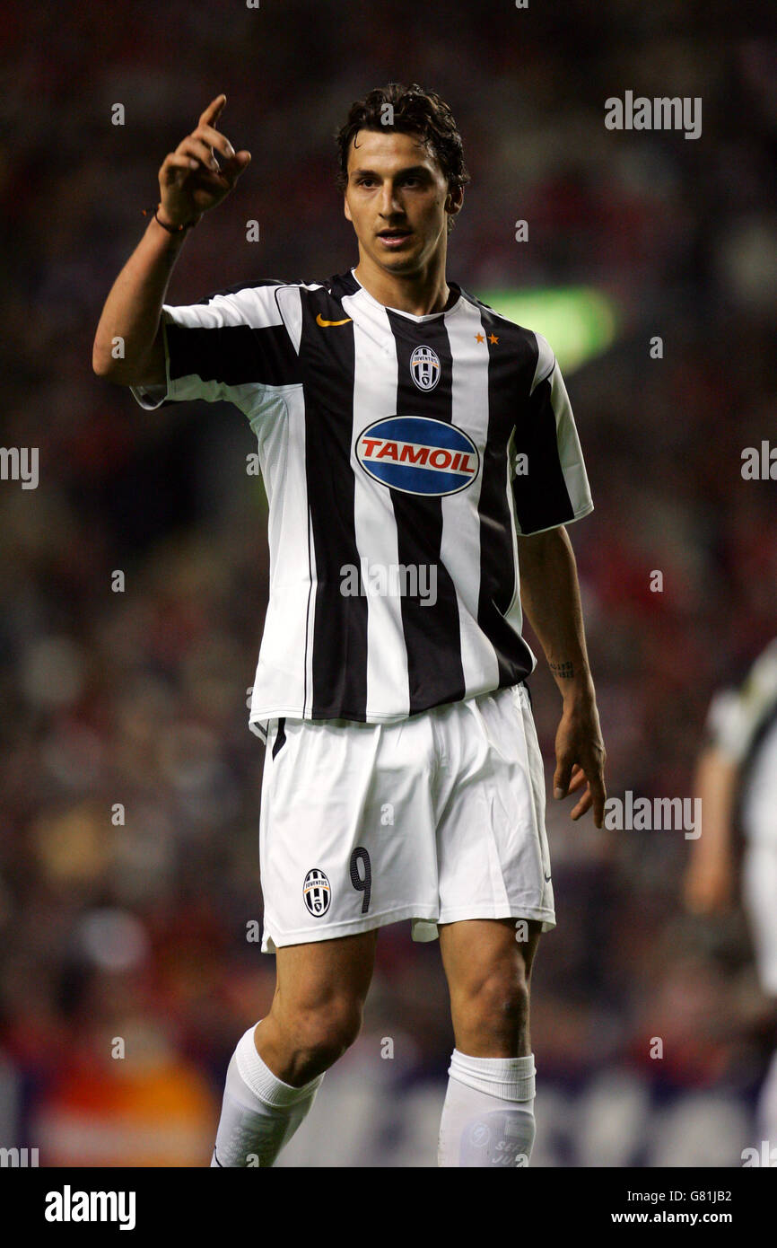 Zlatan ibrahimovic juventus hi-res stock photography and images - Alamy