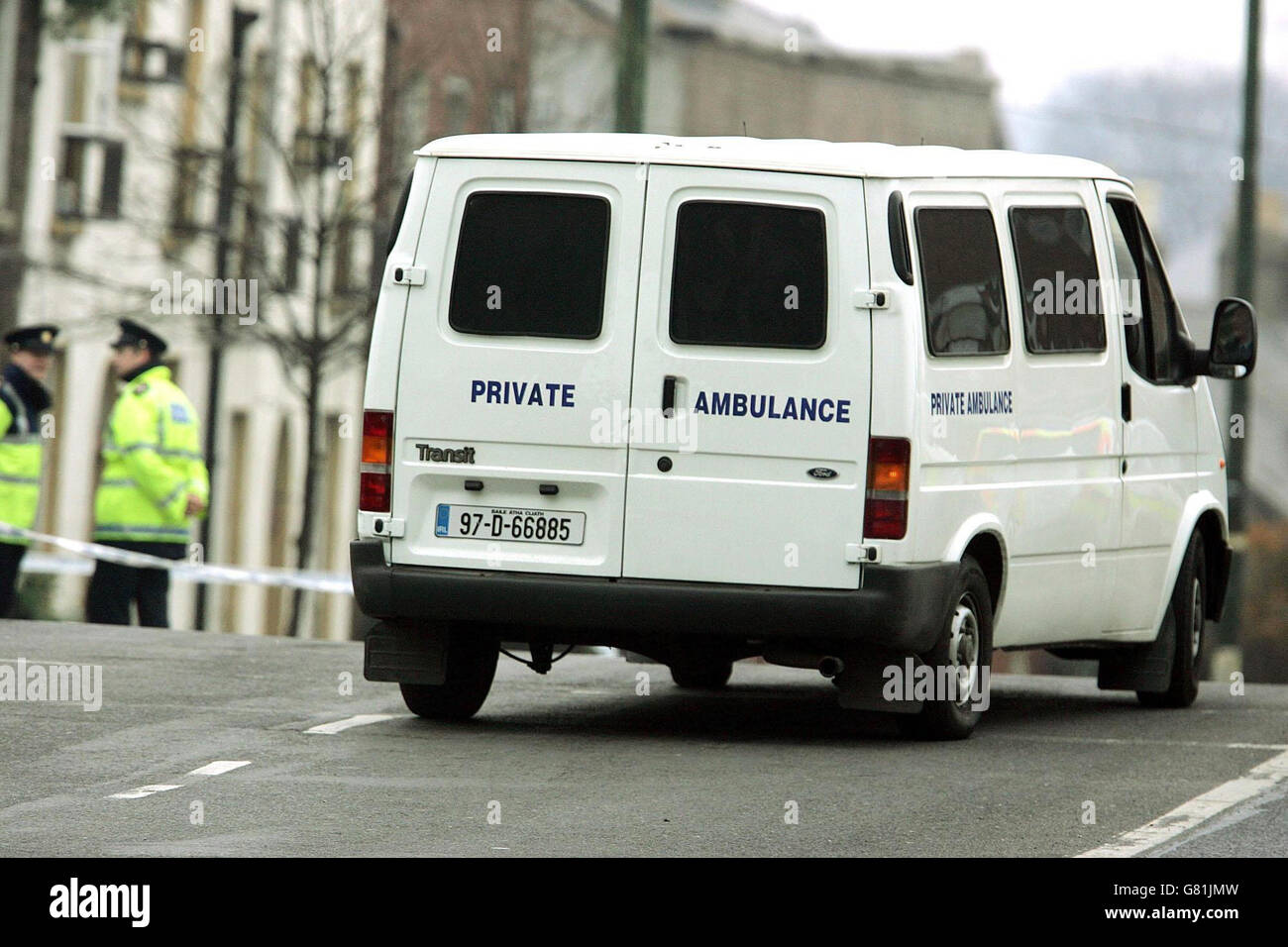 Body Discovered in Canal - Ballybough Bridge, Royal Canal Stock Photo ...