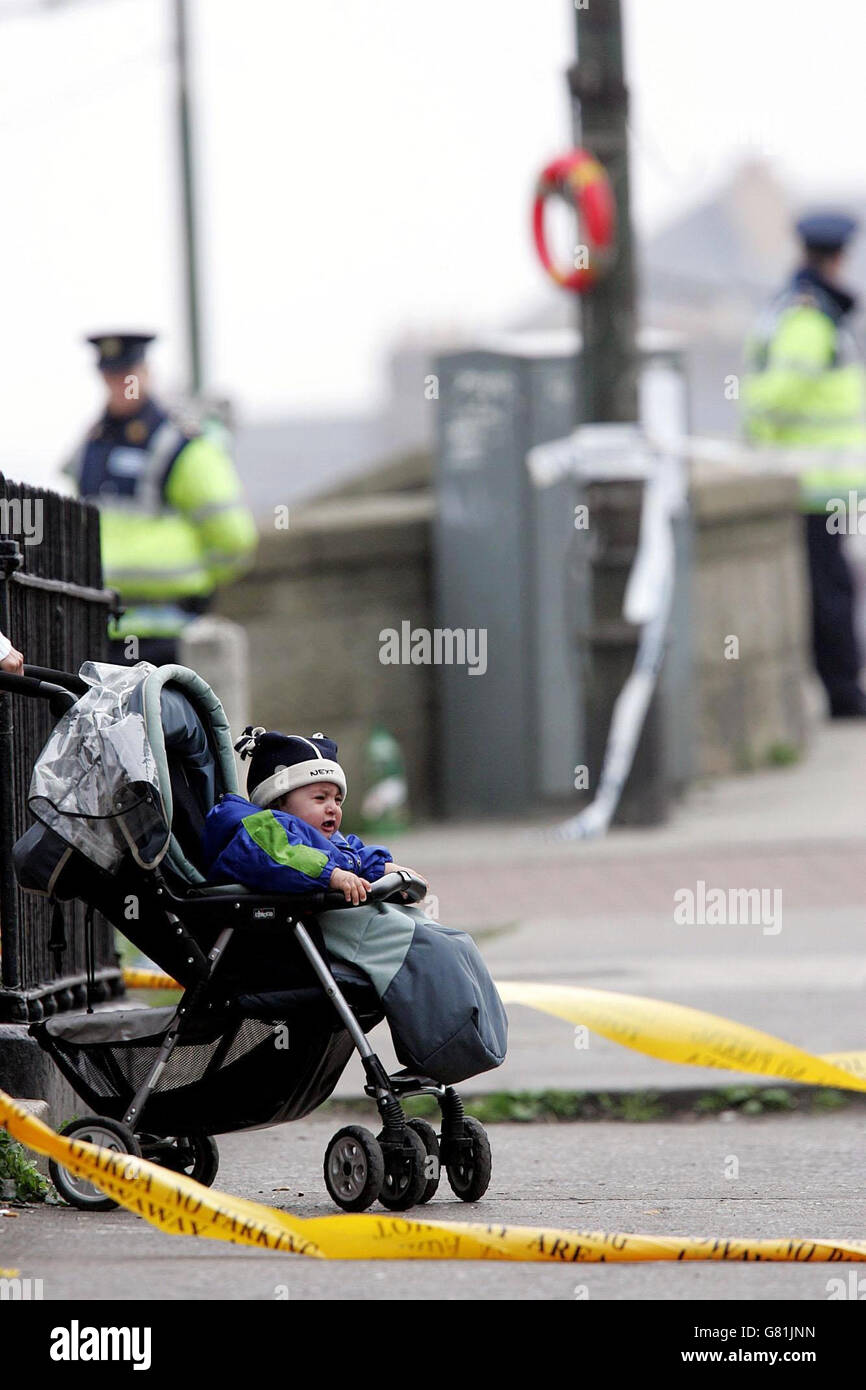 Body Discovered in Canal - Ballybough Bridge, Royal Canal Stock Photo ...
