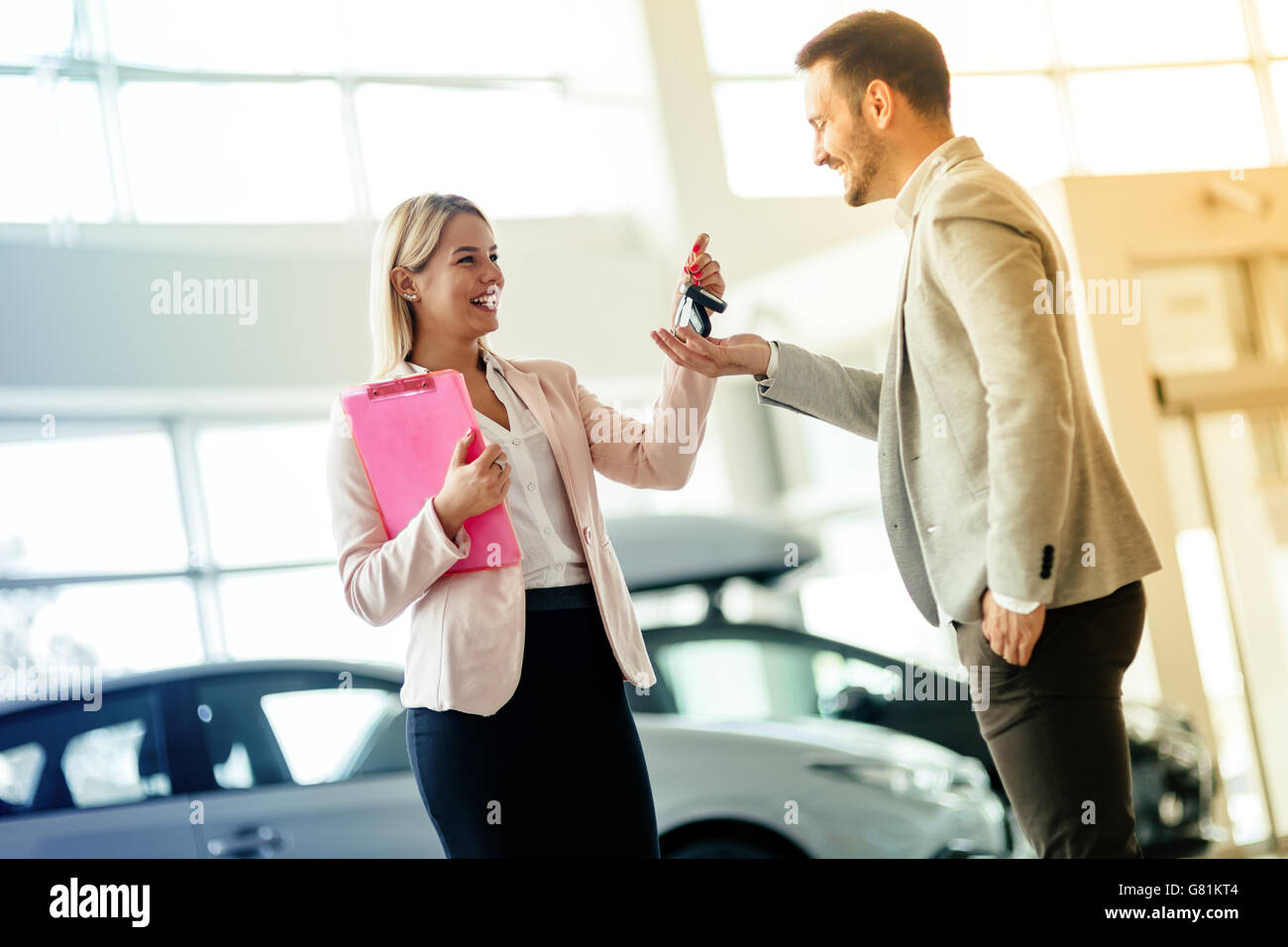 American car dealership hi-res stock photography and images - Alamy