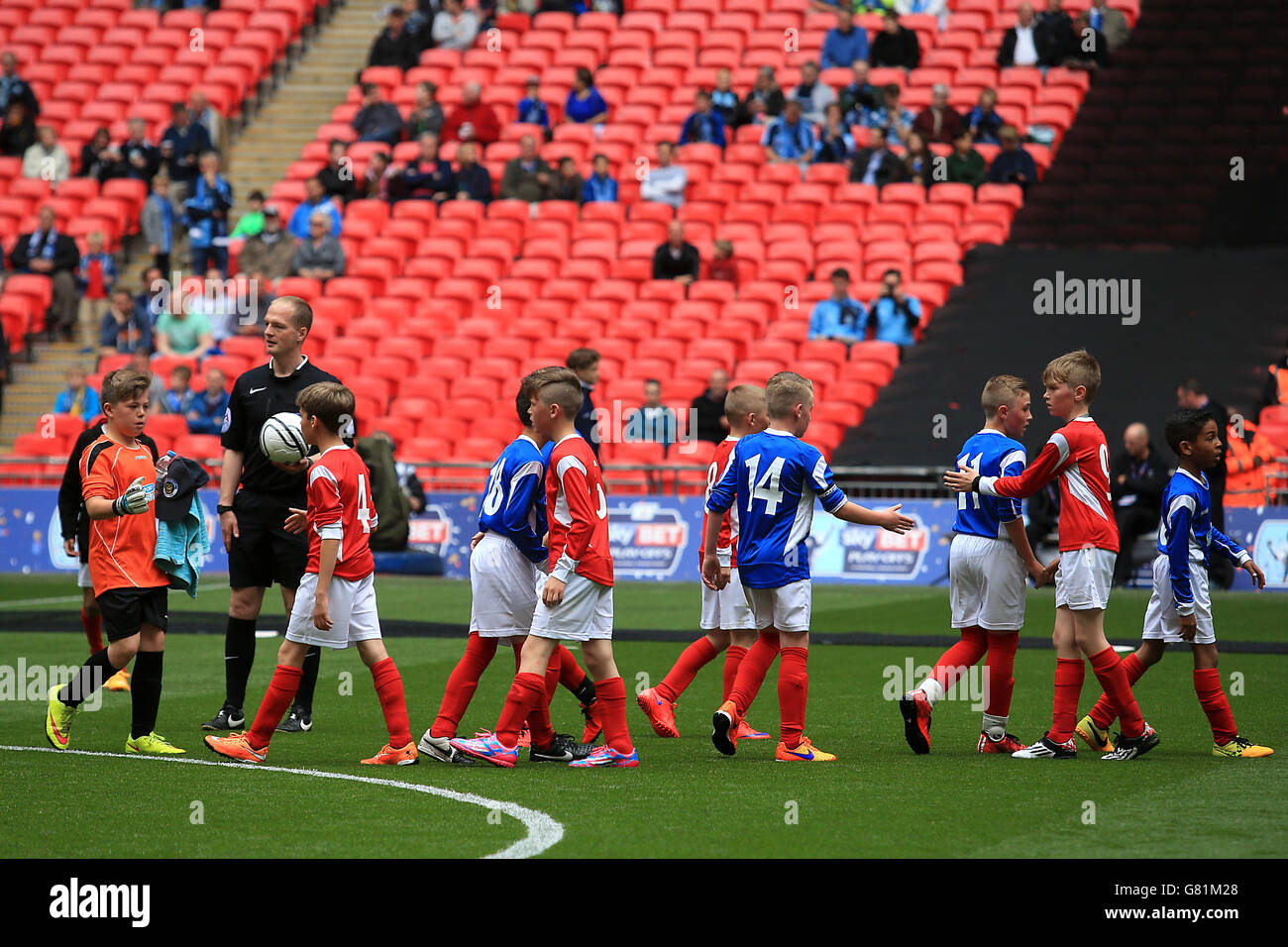 Soccer - Sky Bet League Two - Play Off - Final - Southend United v ...