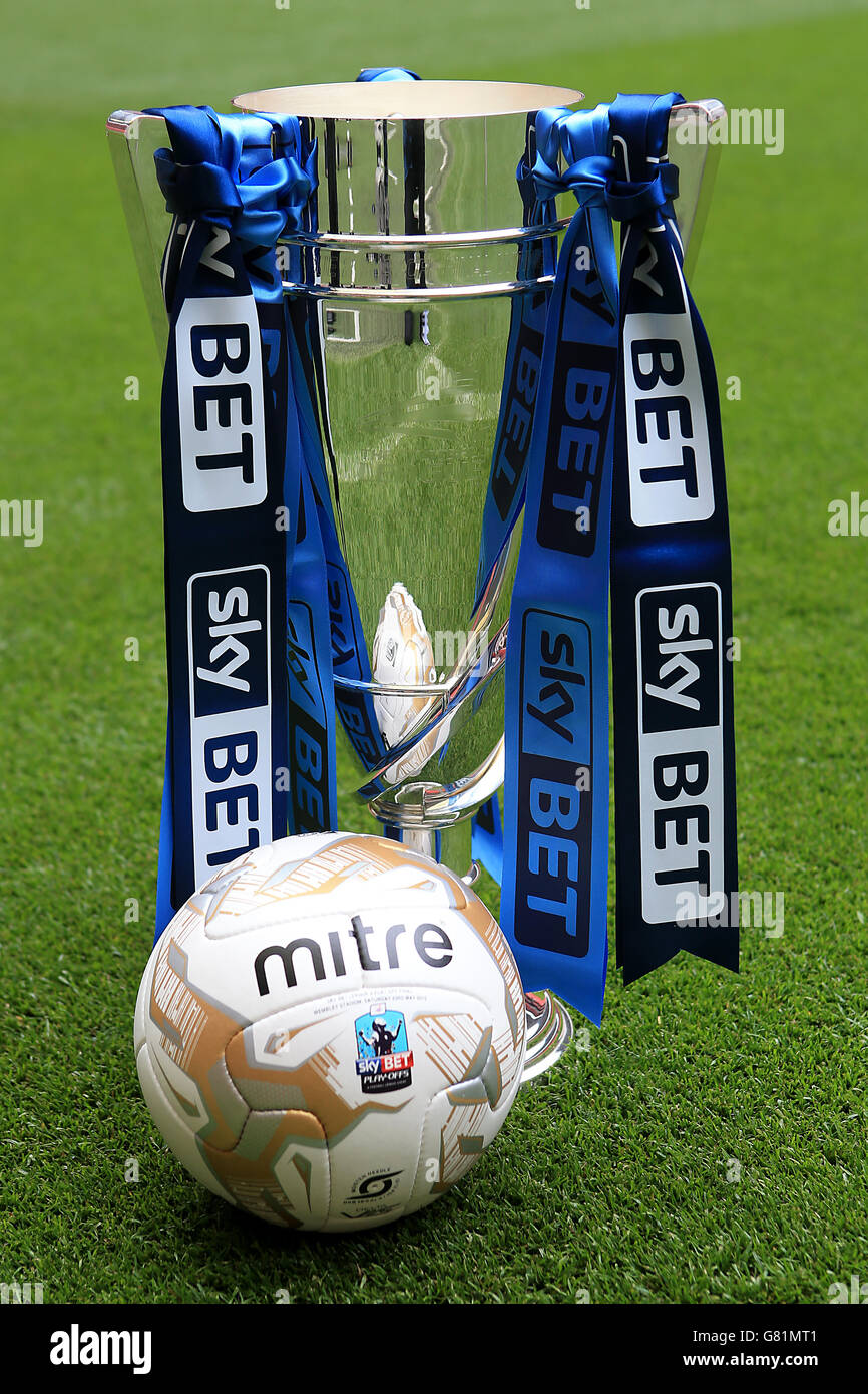 Soccer - Sky Bet League Two - Play Off - Final - Southend United v ...