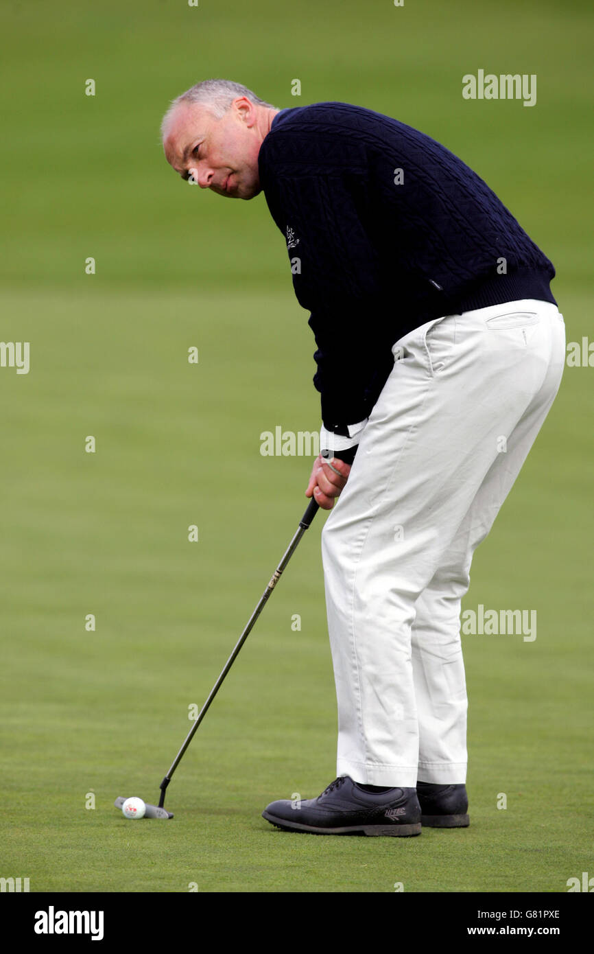 Steve gritt charlton hi-res stock photography and images - Alamy