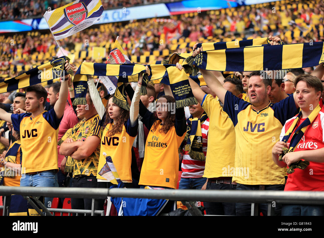Arsenal soccer stadium hi-res stock photography and images - Alamy