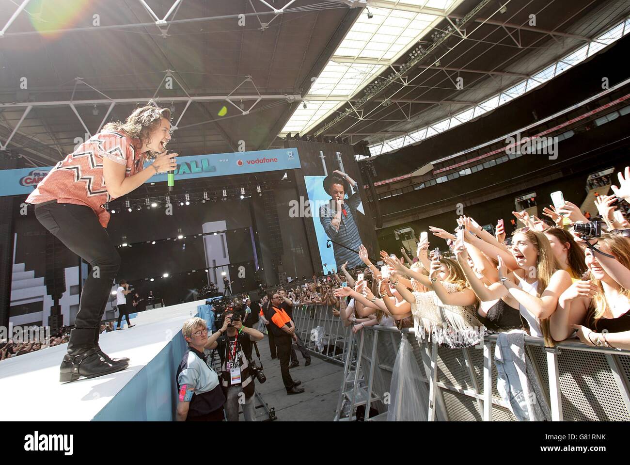 EXCLUSIVE Harry Styles of One Direction performs on stage during ...