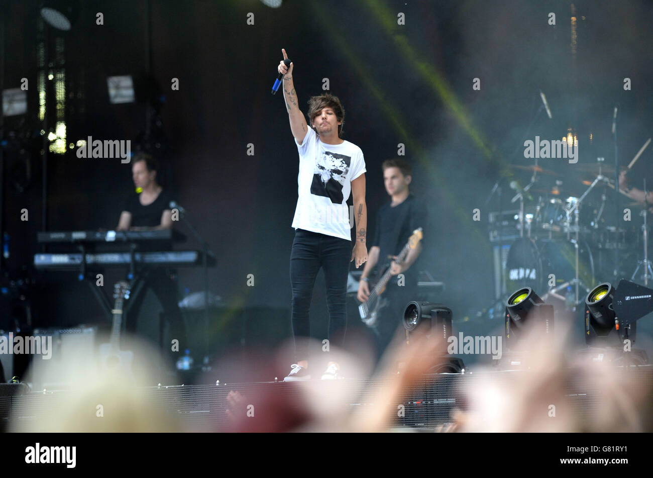 Louis Tomlinson of One dIrection performs live at the Capital FM ...