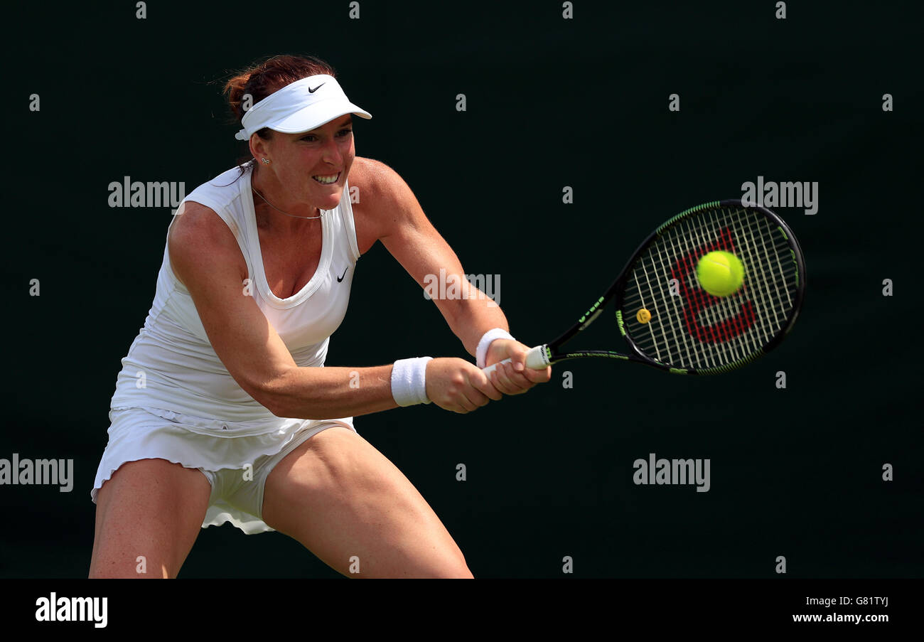 Madison Brengle in action against Kurumi Nara on day One of the ...