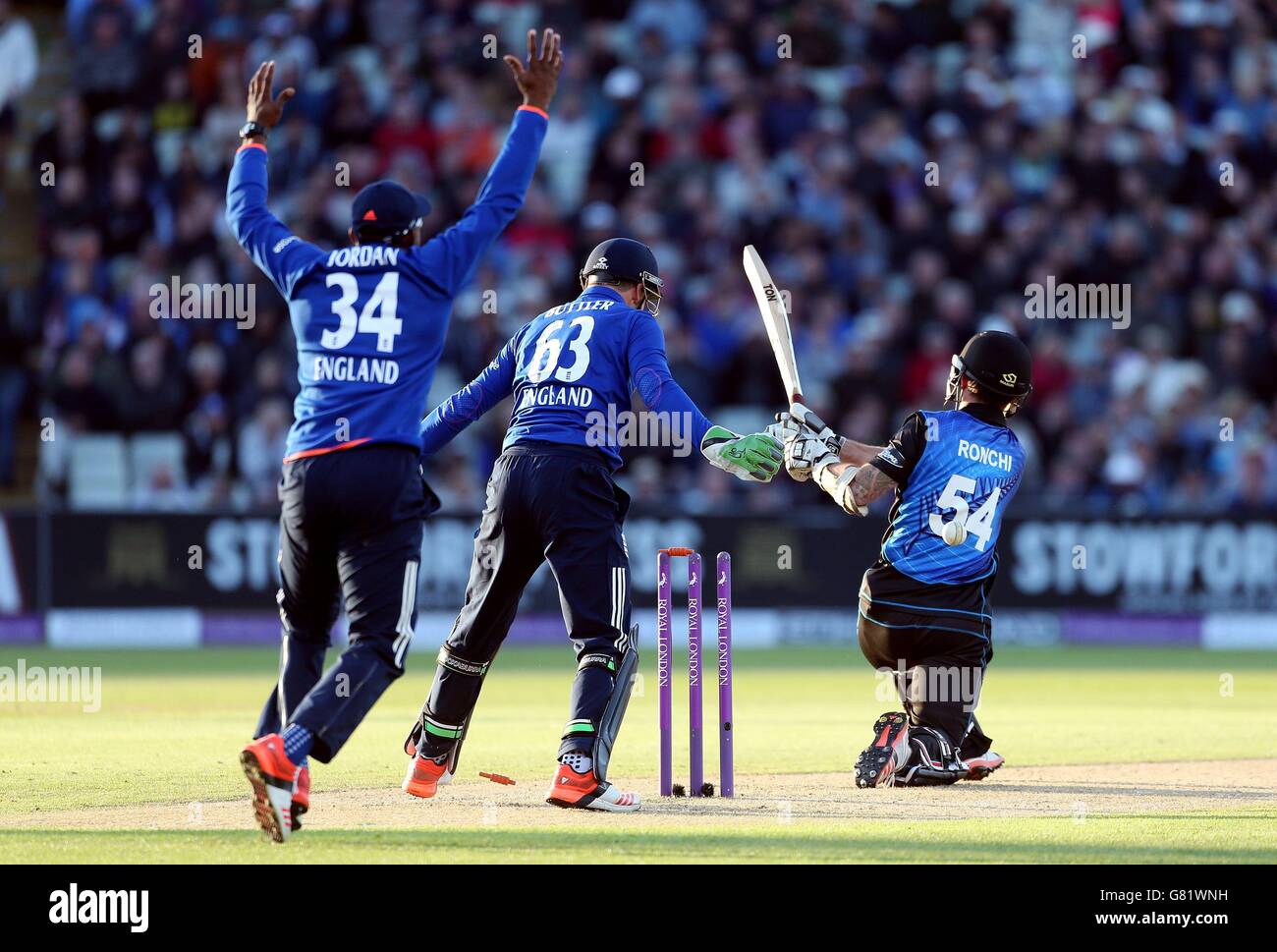 New zealands luke ronchi hi-res stock photography and images - Alamy
