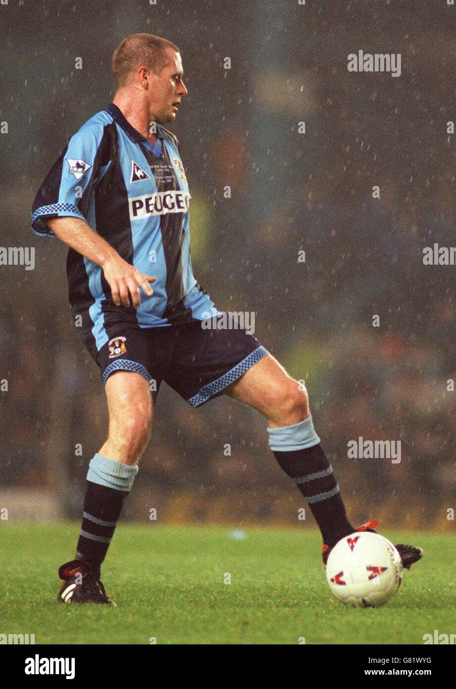 Busst hi-res stock photography and images - Alamy