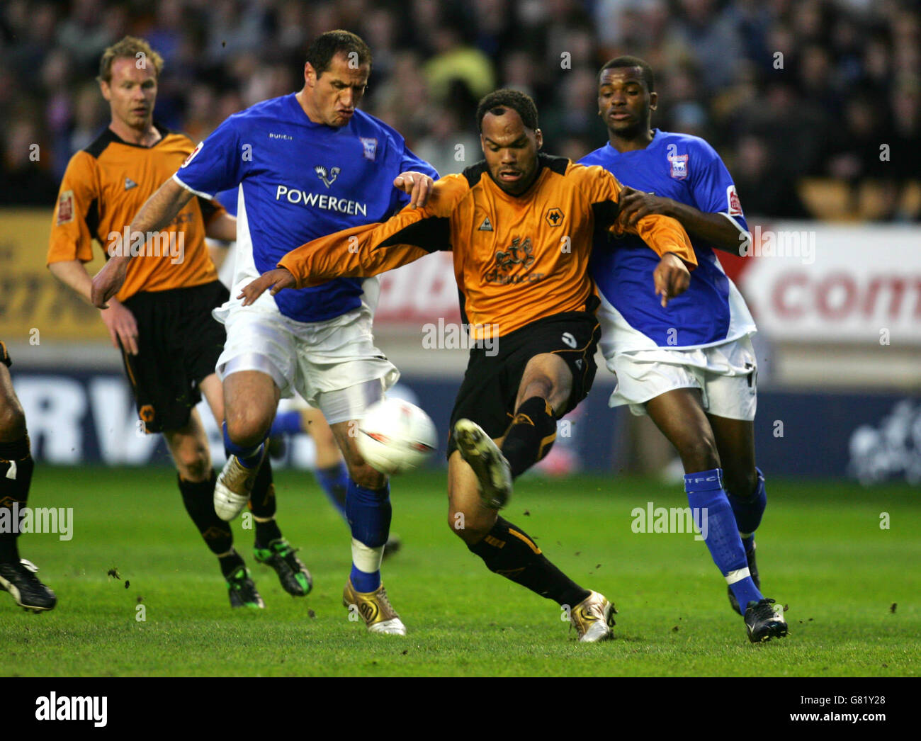 Soccer - Coca-Cola Football League Championship - Wolverhampton ...