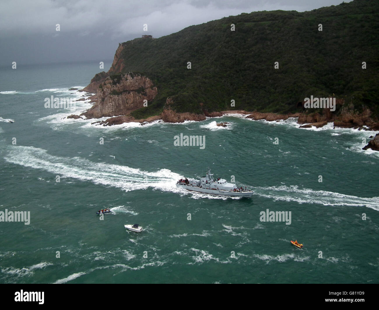 SANDF Minesweeper ship, boats and cliff, Knysna heads, Western Cape ...