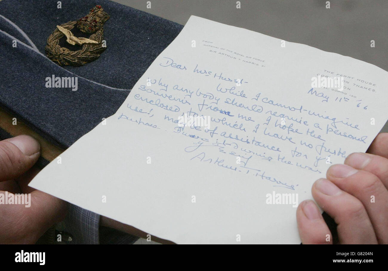 Second world war memorabilia hi-res stock photography and images - Alamy