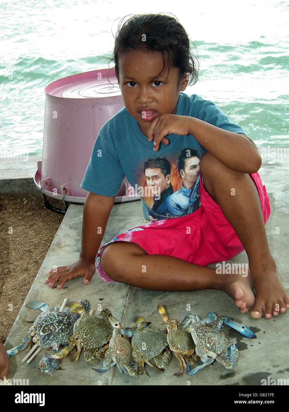 Crabs in water hi-res stock photography and images - Alamy