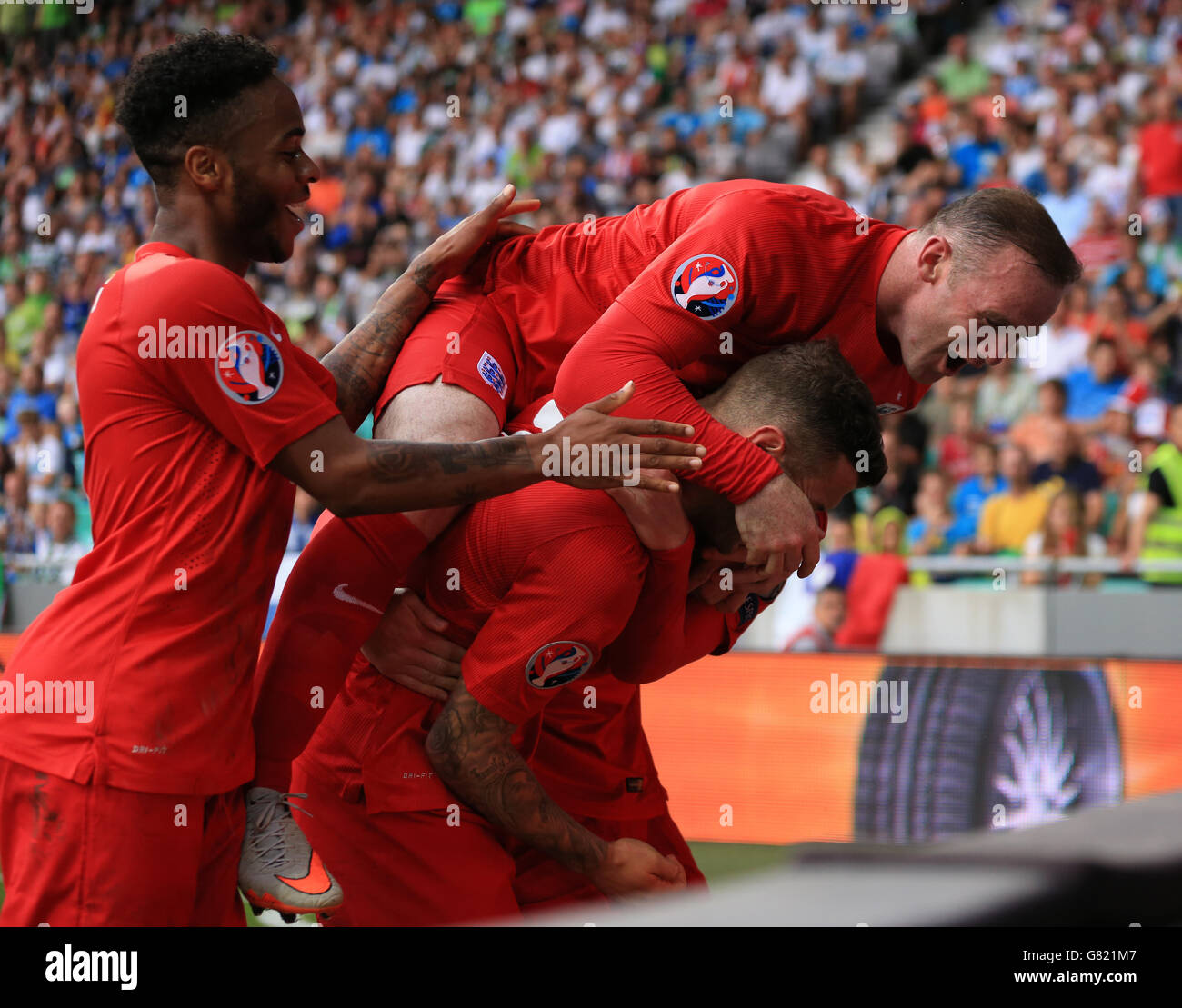 Team mate raheem sterling hi-res stock photography and images - Alamy