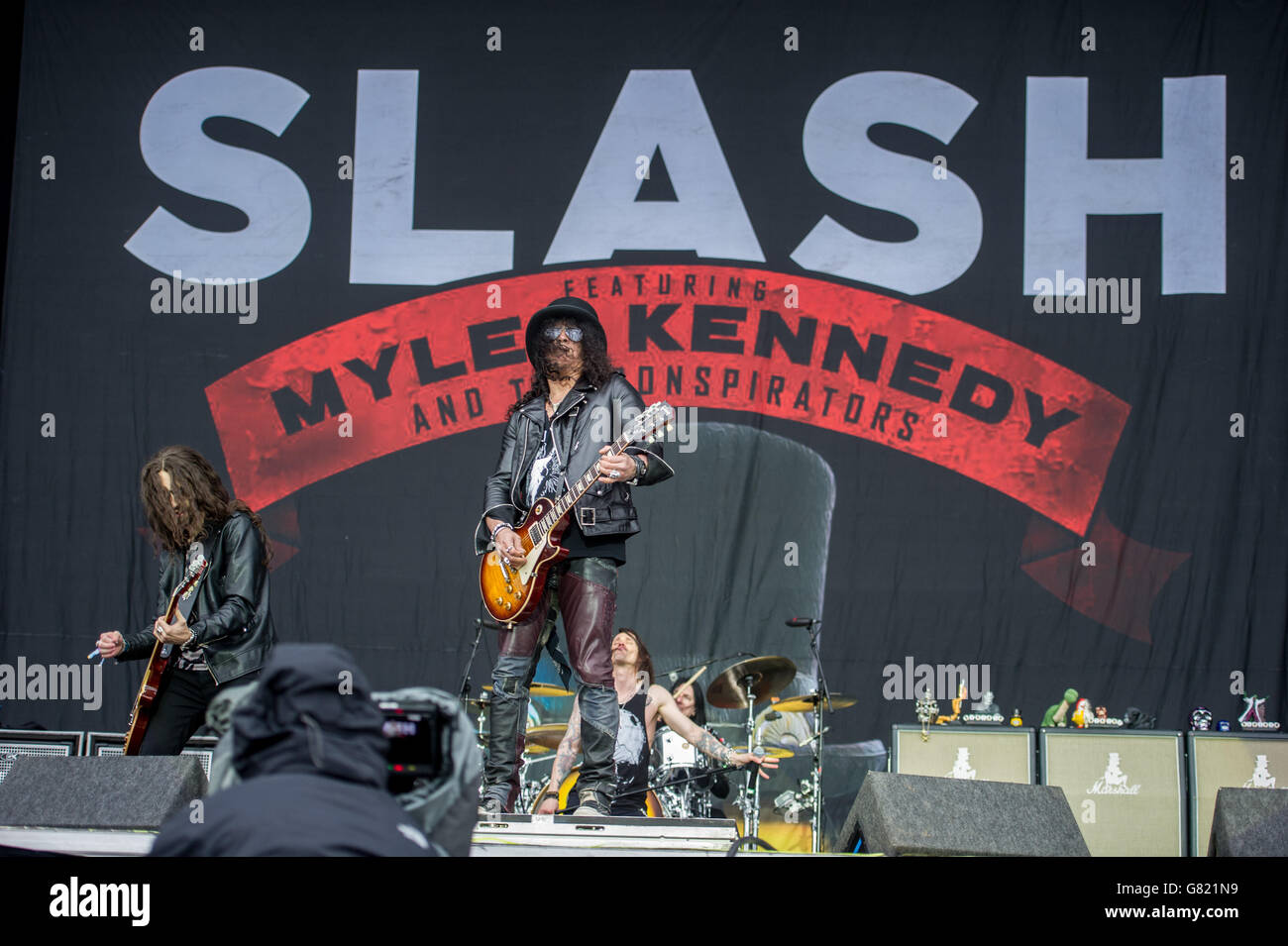 Slash live on stage on day 3 of Download festival on June 14 2015 in ...