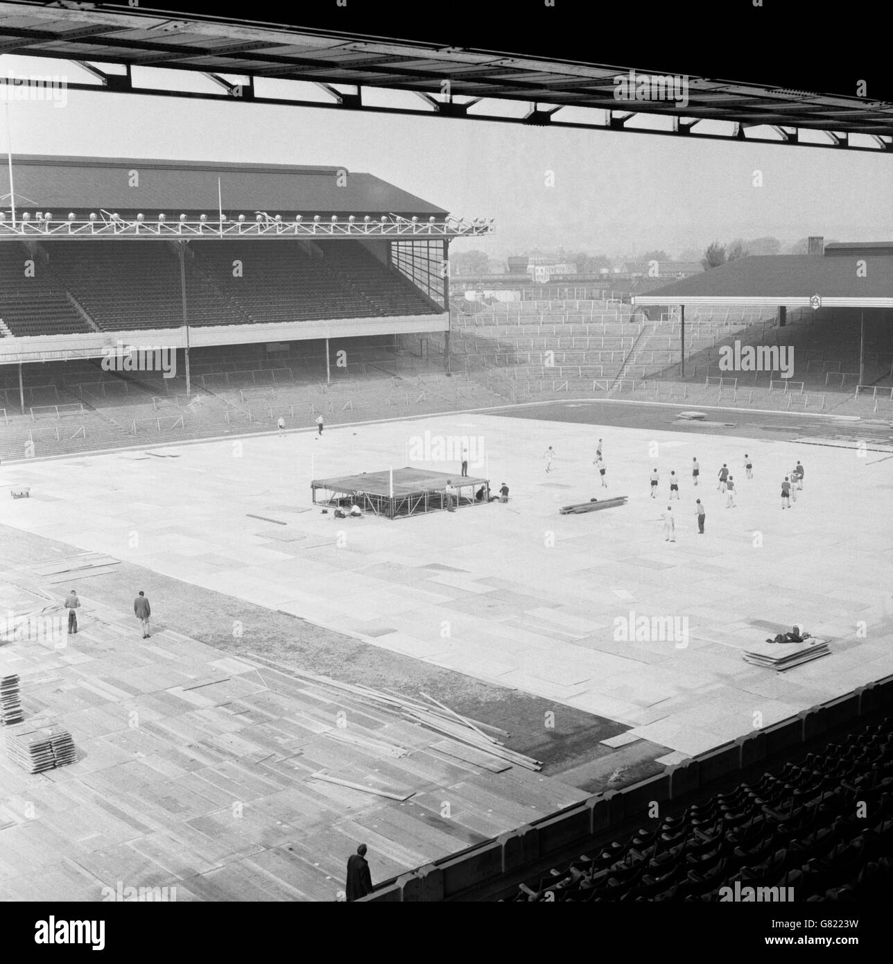 Boxing - World Heavyweight Championship - Muhammad Ali v Henry Cooper ...