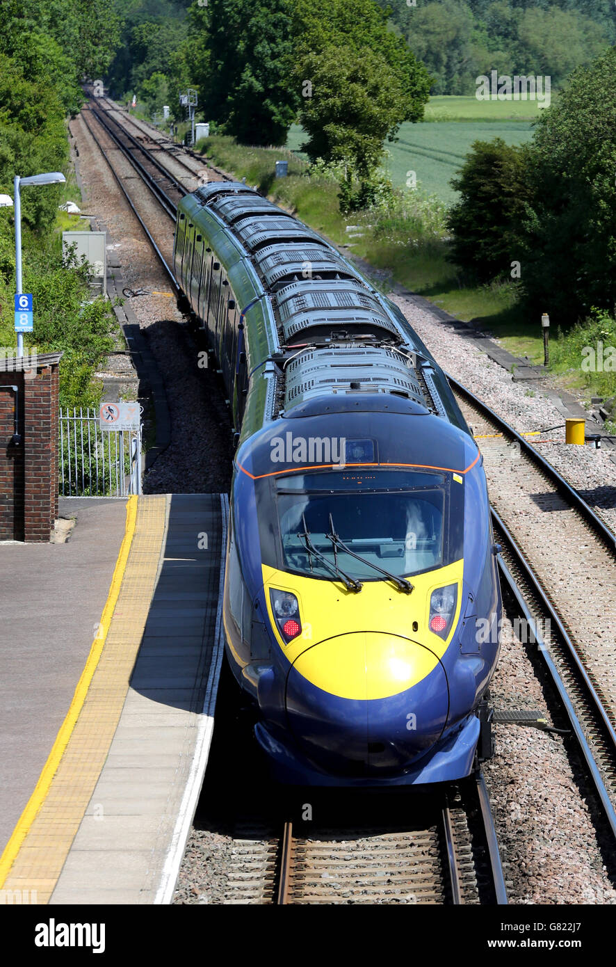 Rail stock. A Southeastern high-speed Javelin train passes through Wye ...