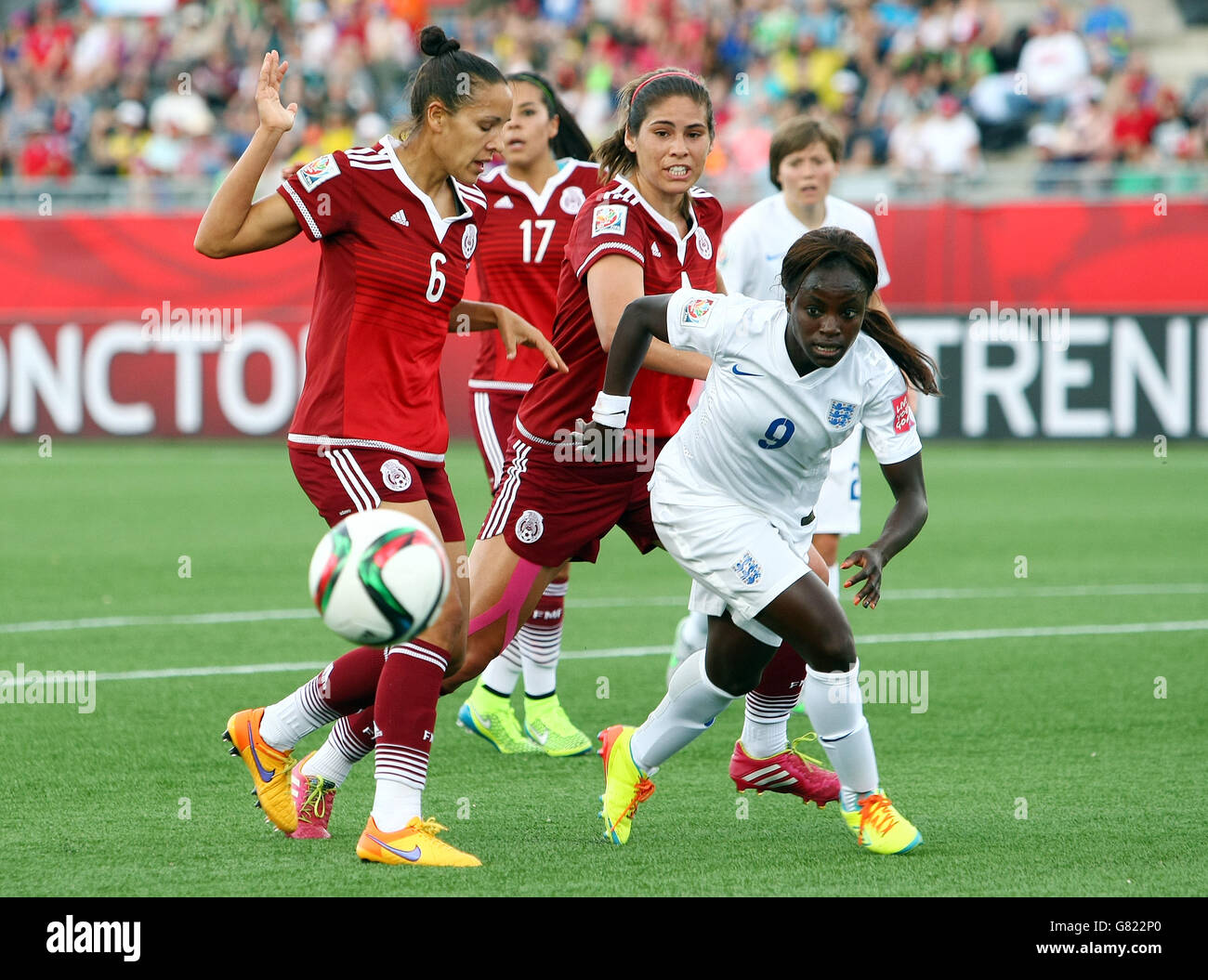 Jennifer ruiz hi-res stock photography and images - Alamy