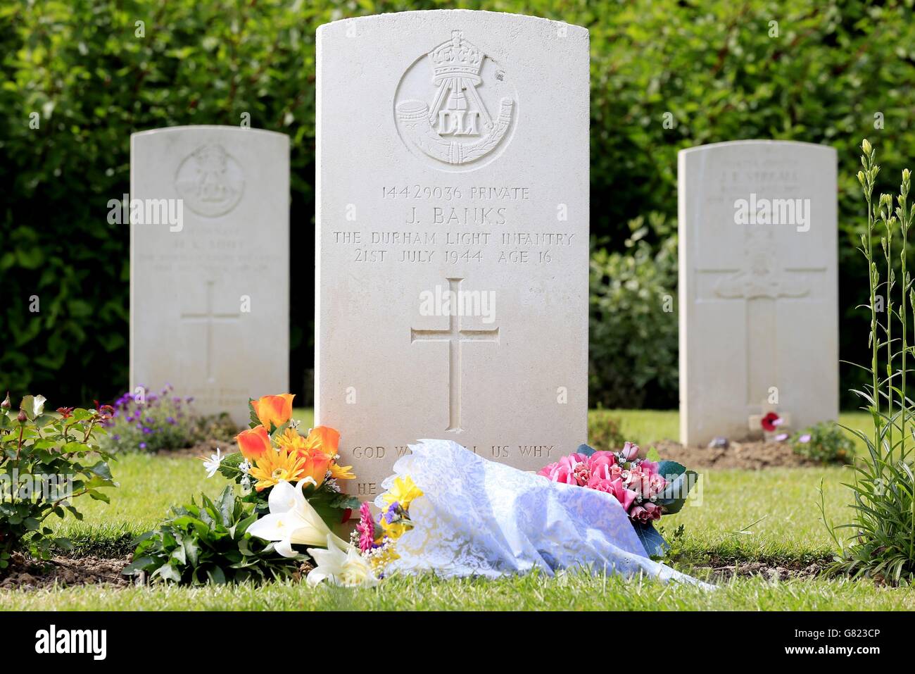 The Youngest British Soldier Buried In A Normandy Cemetery High ...