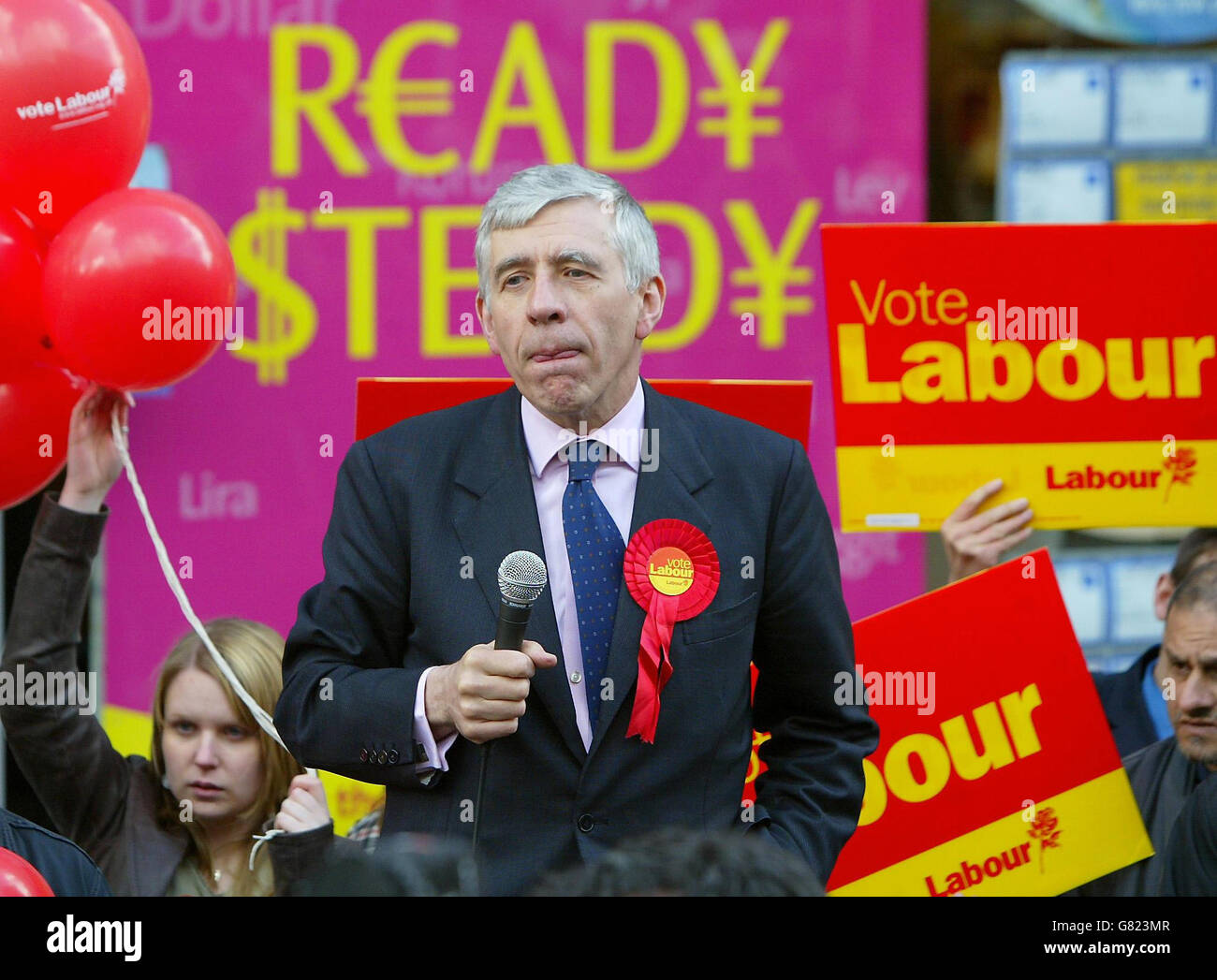 General Election Campaign 2005 - Labour Party - Oldham Stock Photo - Alamy