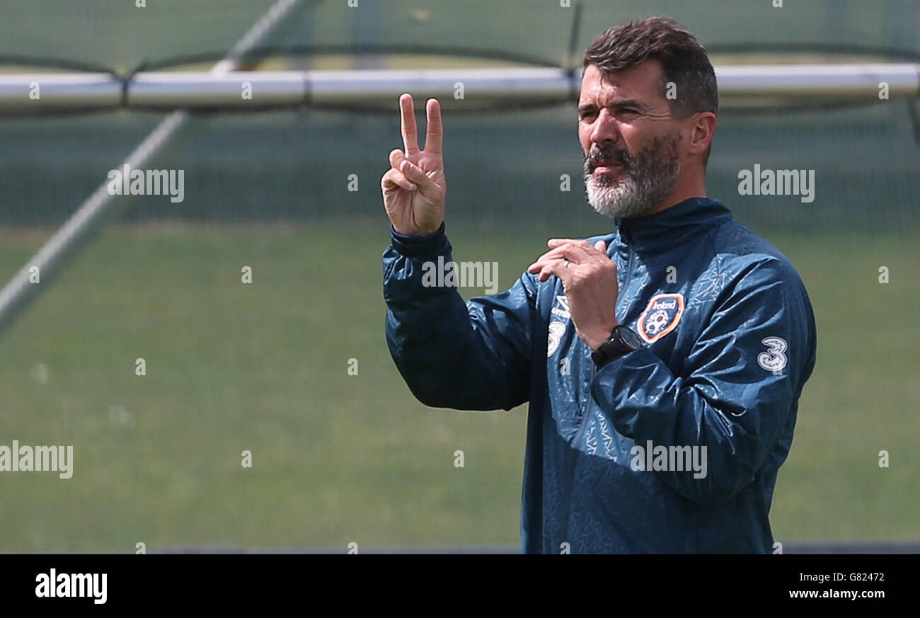 Republic of ireland assistant manager roy keane hi-res stock ...