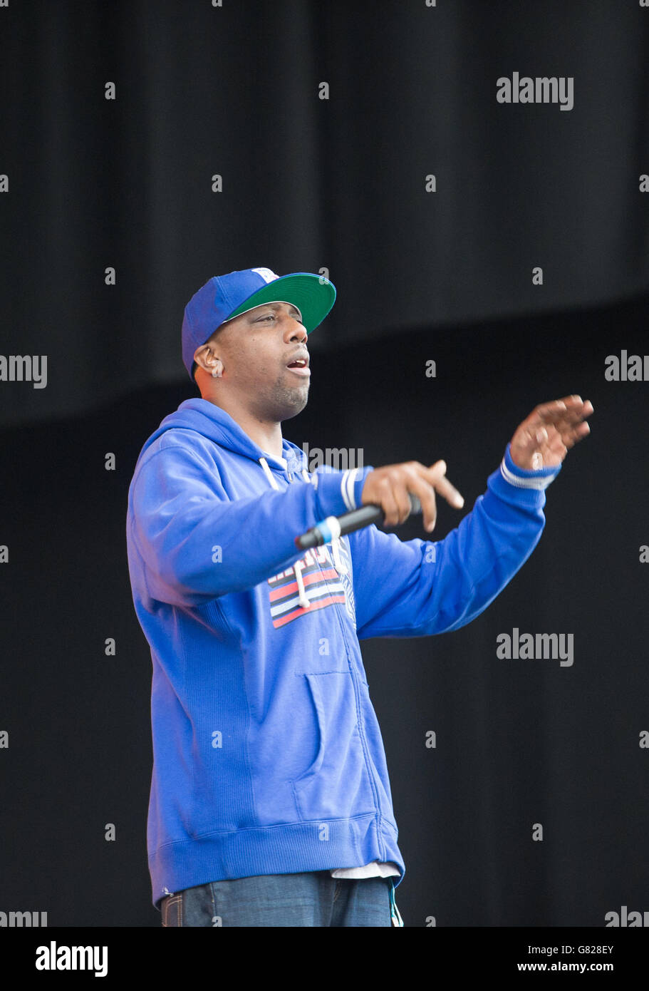 Gza, U-God, Ghostface Killah and Capadonna of Wu Tang Clan performing ...