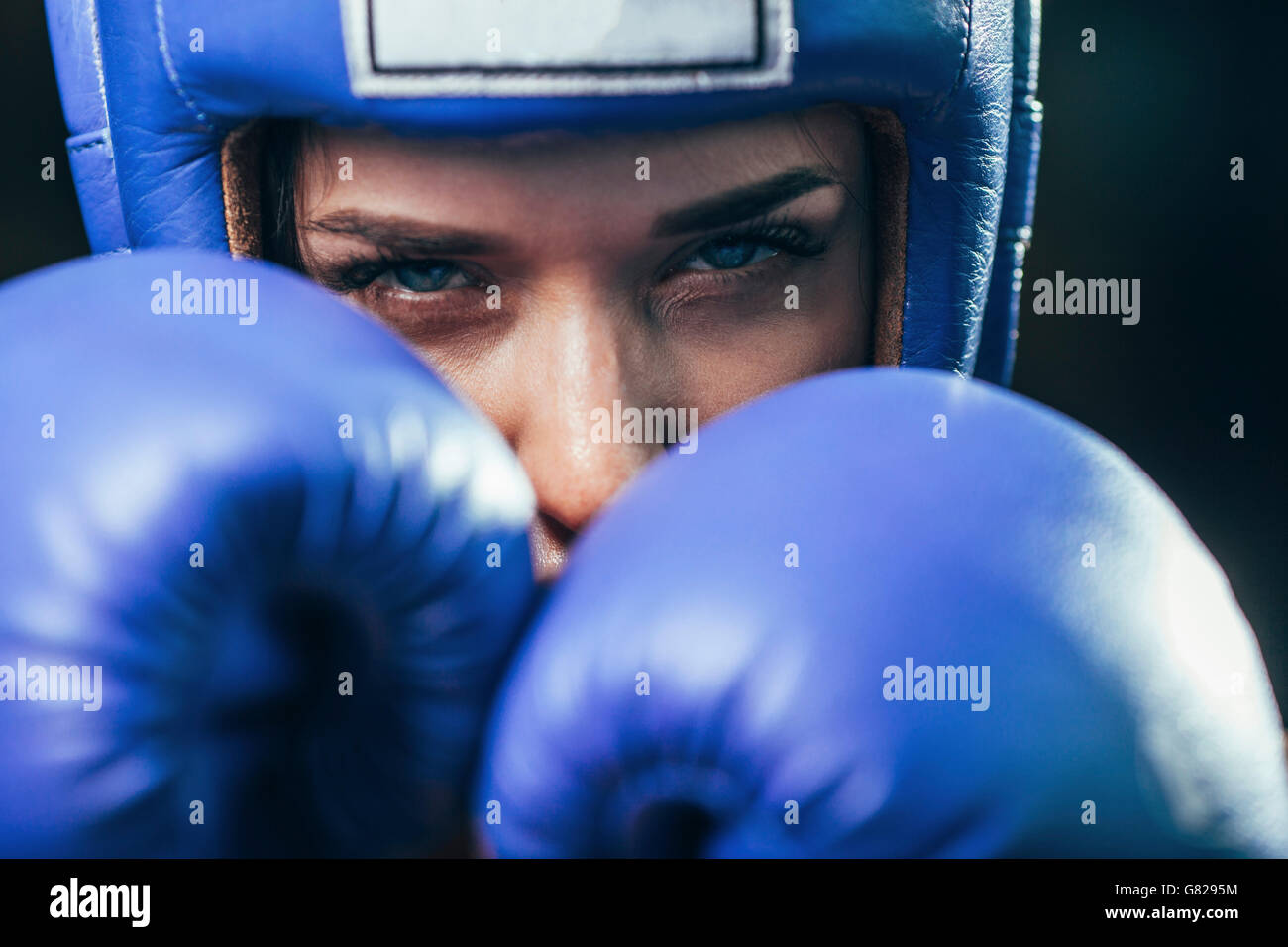 Female boxer hi-res stock photography and images - Alamy