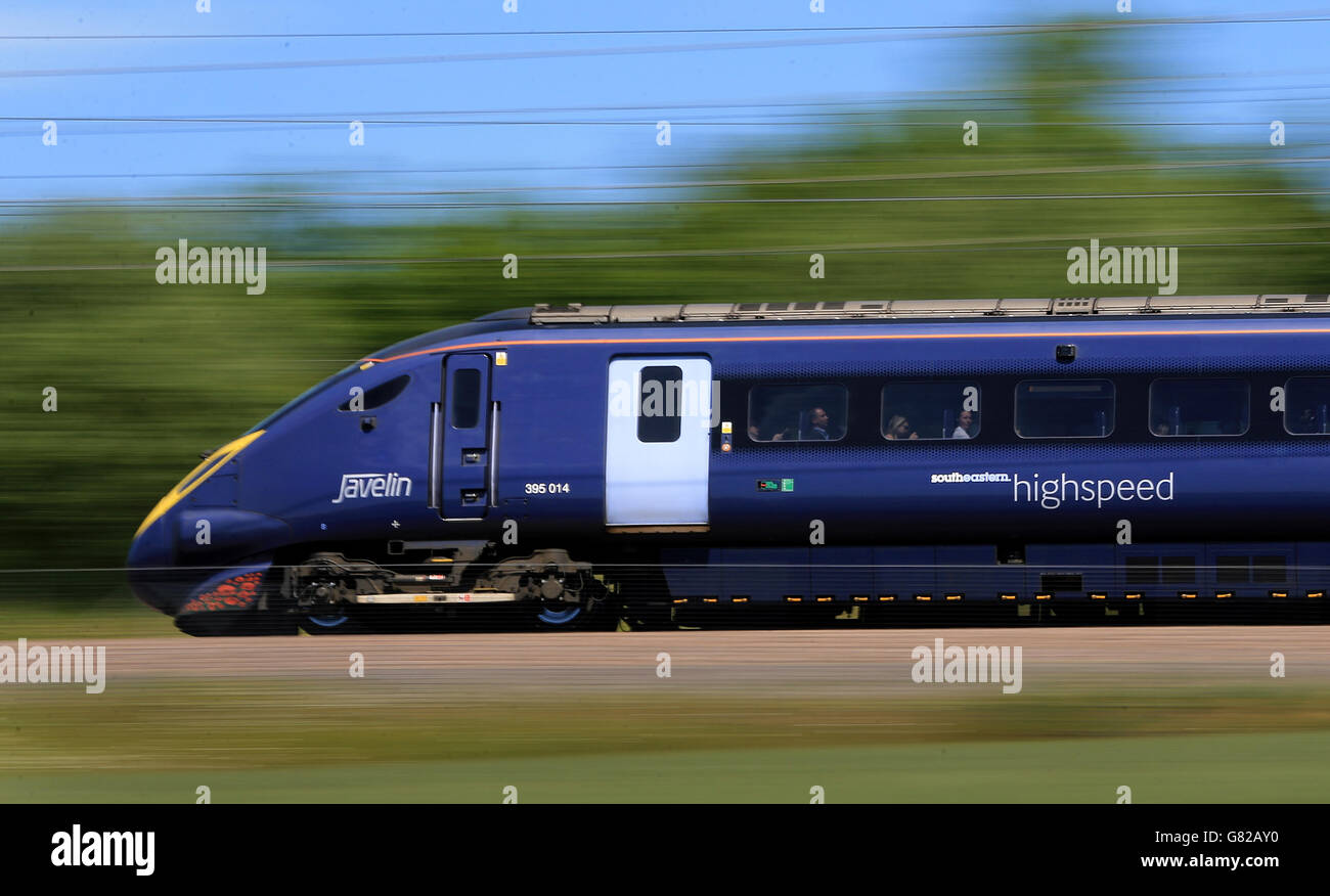 A Southeastern high-speed Javelin train passes through Charing in Kent ...