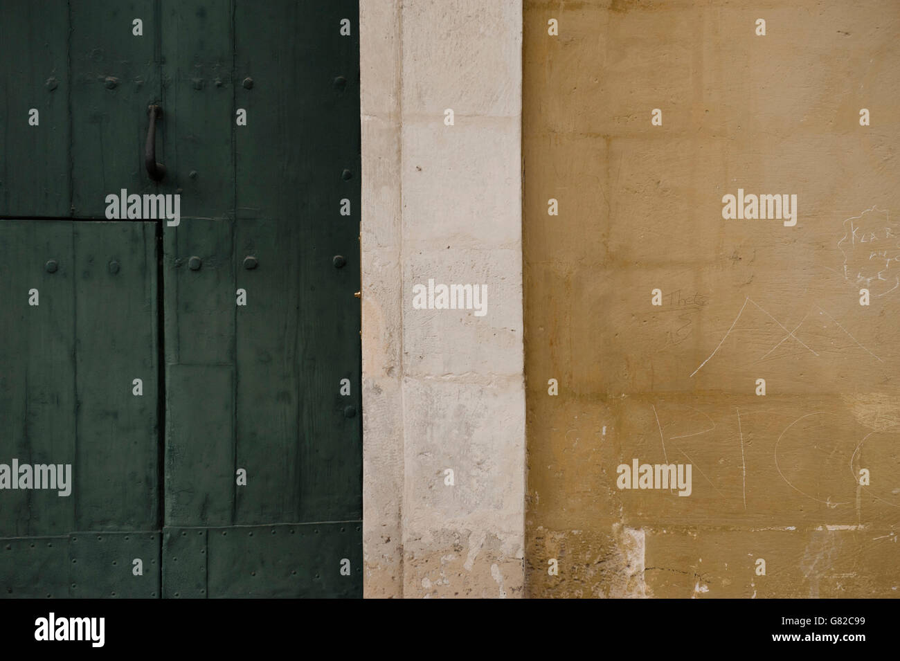 Full frame shot of door hi-res stock photography and images - Alamy