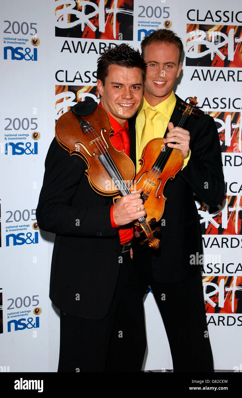 Brit awards 2005 hi-res stock photography and images - Alamy