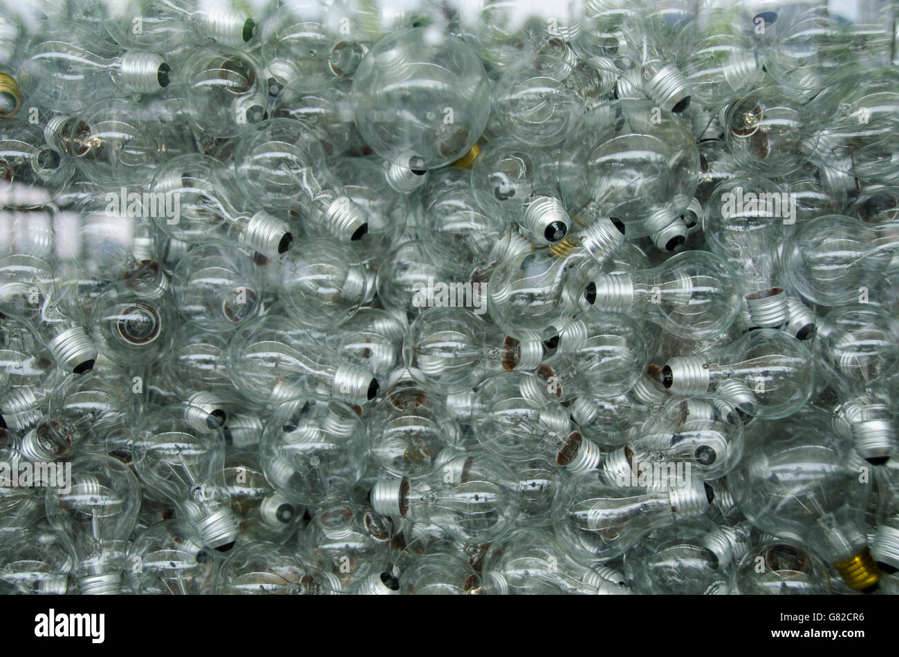 Full frame shot of light bulbs Stock Photo - Alamy